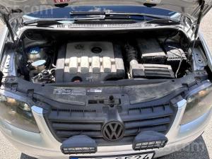 Grey Volkswagen Touran 2004 in Ogre, with an engine capacity of 2.00 L and mileage of 375 thousand km for 2500 €, photo 14 on AUTOMOTO.COM.LV