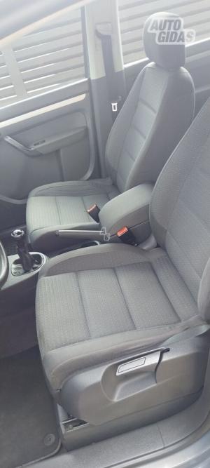 Grey Volkswagen Touran 2004 in Vilnius, with an engine capacity of 1.90 L and mileage of 322 thousand km for 2600 €, photo 14 on AUTOMOTO.COM.LV
