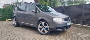 Grey Volkswagen Touran 2004 in Vilnius, with an engine capacity of 1.90 L and mileage of 322 thousand km for 2500 €, photo 3 on AUTOMOTO.COM.LV