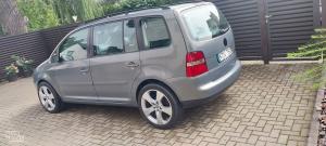 Grey Volkswagen Touran 2004 in Vilnius, with an engine capacity of 1.90 L and mileage of 322 thousand km for 2500 €, photo 7 on AUTOMOTO.COM.LV