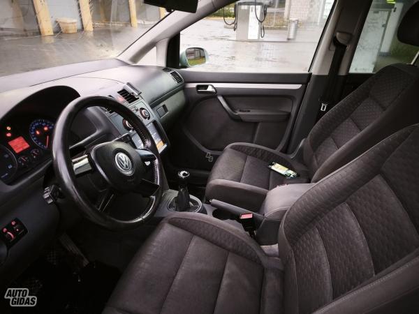 Grey Volkswagen Touran 2004 in Telschi, with an engine capacity of 1.90 L and mileage of 428 thousand km for 1150 €, photo 7 on AUTOMOTO.COM.LV
