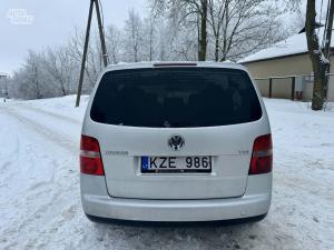 Grey Volkswagen Touran 2005 in Panevezys, with an engine capacity of 1.90 L and mileage of 400 thousand km for 1599 €, photo 9 on AUTOMOTO.COM.LV