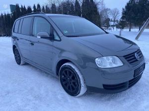 Pelēks Volkswagen Touran 2005 Biržai, ar dzinēja tilpumu 1.90 L un nobraukumu 294 tūkst. km par 2550 €, foto  vietnē AUTOMOTO.COM.LV