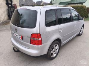 Grey Volkswagen Touran 2005 in Joniskis, with an engine capacity of 1.90 L and mileage of 233 thousand km for 1999 €, photo 16 on AUTOMOTO.COM.LV
