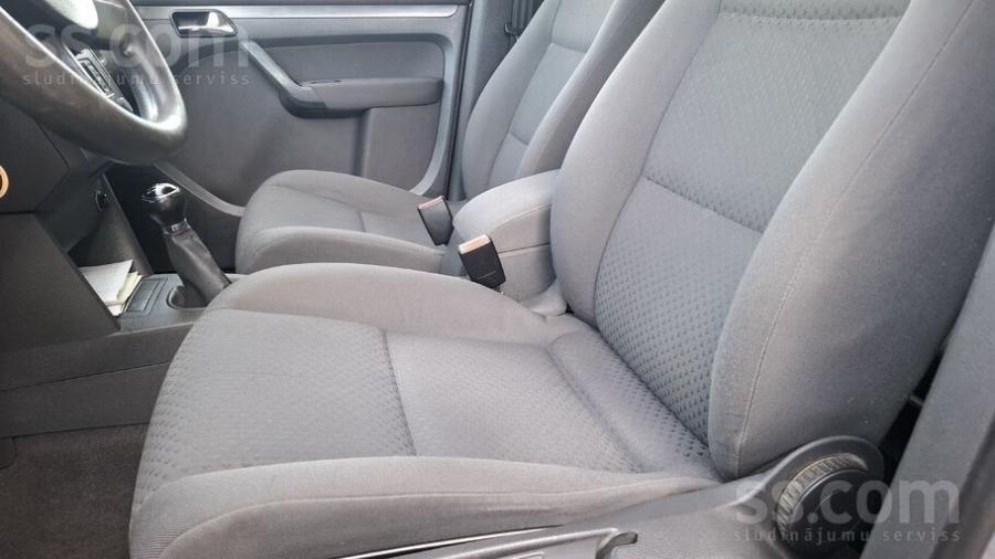 Grey Volkswagen Touran 2005 in Daugavpils, with an engine capacity of 1.90 L and mileage of 305 thousand km for 1500 €, photo 24 on AUTOMOTO.COM.LV