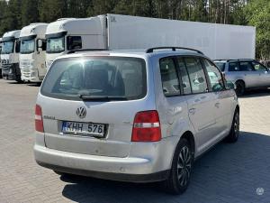 Серый Фольксваген Туран 2005 в Шальчининкай, объемом двигателя 1.90 л и пробегом 400 тыс. км за 550 €, фото 7 на AUTOMOTO.COM.LV