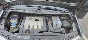 Pelēks Volkswagen Touran 2005 Rēzekne, ar dzinēja tilpumu 2.00 L un nobraukumu 320 tūkst. km par 2200 €, foto 14 vietnē AUTOMOTO.COM.LV