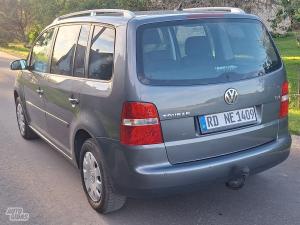 Pelēks Volkswagen Touran 2005 Mažeikiai, ar dzinēja tilpumu 1.90 L un nobraukumu 290 tūkst. km par 3150 €, foto 11 vietnē AUTOMOTO.COM.LV