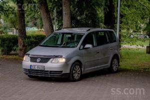 Pelēks Volkswagen Touran 2005 Jelgava, ar dzinēja tilpumu 1.90 L un nobraukumu 384 tūkst. km par 1899 €, foto  vietnē AUTOMOTO.COM.LV