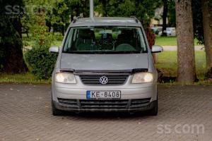 Pelēks Volkswagen Touran 2005 Jelgava, ar dzinēja tilpumu 1.90 L un nobraukumu 384 tūkst. km par 1899 €, foto 7 vietnē AUTOMOTO.COM.LV