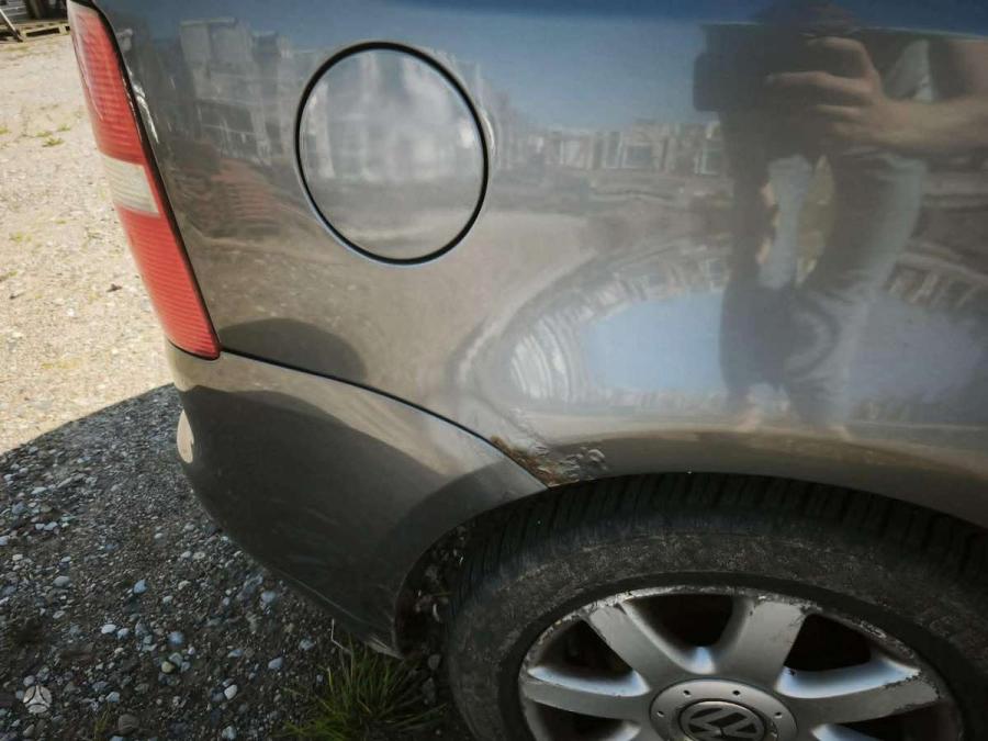 Grey Volkswagen Touran 2005 in Klaipeda, with an engine capacity of 1.90 L and mileage of 270 thousand km for 500 €, photo 12 on AUTOMOTO.COM.LV