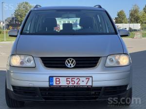 Grey Volkswagen Touran 2005 in Rezekne, with an engine capacity of 2.00 L and mileage of 324 thousand km for 1850 €, photo  on AUTOMOTO.COM.LV