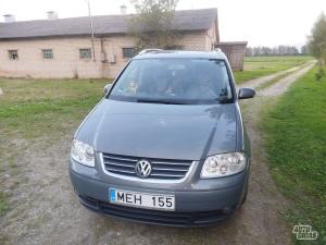 Pelēks Volkswagen Touran 2005 Joniškis, ar dzinēja tilpumu 2.00 L un nobraukumu 328 tūkst. km par 1750 €, foto  vietnē AUTOMOTO.COM.LV