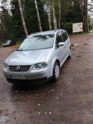 Grey Volkswagen Touran 2005 in Taurage, with an engine capacity of 1.90 L and mileage of 294 thousand km for 2100 €, photo  on AUTOMOTO.COM.LV