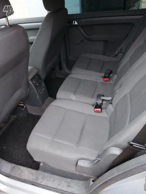 Grey Volkswagen Touran 2005 in Taurage, with an engine capacity of 1.90 L and mileage of 294 thousand km for 2100 €, photo 24 on AUTOMOTO.COM.LV