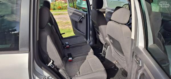 Grey Volkswagen Touran 2005 in Vilnius, with an engine capacity of 1.90 L and mileage of 360 thousand km for 1300 €, photo 11 on AUTOMOTO.COM.LV