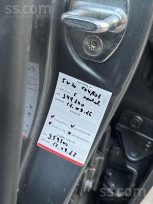 Pelēks Volkswagen Touran 2005 Rīga, ar dzinēja tilpumu 1.90 L un nobraukumu 344 tūkst. km par 1800 €, foto 18 vietnē AUTOMOTO.COM.LV