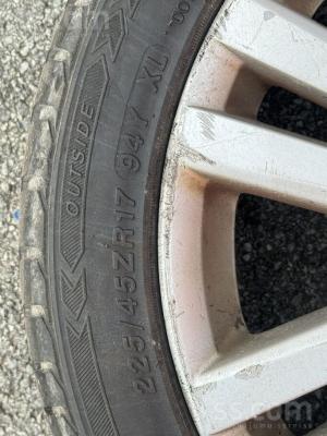 Pelēks Volkswagen Touran 2005 Rīga, ar dzinēja tilpumu 1.90 L un nobraukumu 344 tūkst. km par 1800 €, foto 20 vietnē AUTOMOTO.COM.LV