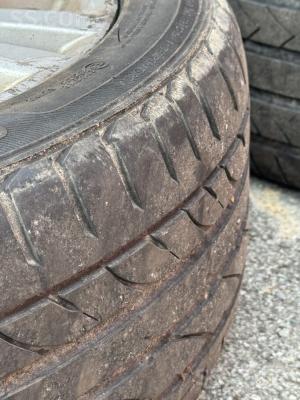 Pelēks Volkswagen Touran 2005 Rīga, ar dzinēja tilpumu 1.90 L un nobraukumu 344 tūkst. km par 1800 €, foto 23 vietnē AUTOMOTO.COM.LV