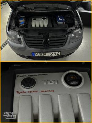 Pelēks Volkswagen Touran 2005 Kauņa, ar dzinēja tilpumu 1.90 L un nobraukumu 323 tūkst. km par 2650 €, foto 19 vietnē AUTOMOTO.COM.LV
