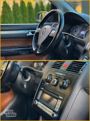 Pelēks Volkswagen Touran 2005 Kauņa, ar dzinēja tilpumu 1.90 L un nobraukumu 323 tūkst. km par 2650 €, foto 30 vietnē AUTOMOTO.COM.LV