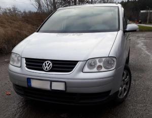 Pelēks Volkswagen Touran 2006 Viļņa, ar dzinēja tilpumu 1.60 L un nobraukumu 191 tūkst. km par 2499 €, foto 2 vietnē AUTOMOTO.COM.LV