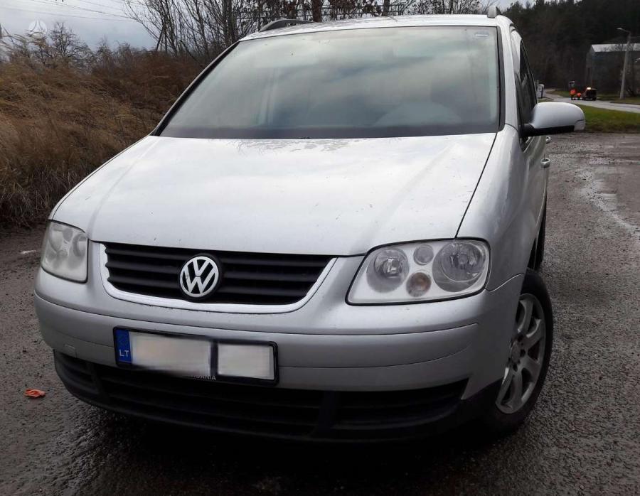 Pelēks Volkswagen Touran 2006 Viļņa, ar dzinēja tilpumu 1.60 L un nobraukumu 191 tūkst. km par 2499 €, foto 2 vietnē AUTOMOTO.COM.LV