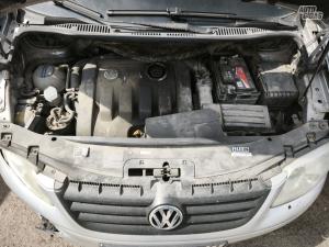 Grey Volkswagen Touran 2006 in Kaunas, with an engine capacity of 1.90 L and mileage of 275 thousand km for 480 €, photo 8 on AUTOMOTO.COM.LV