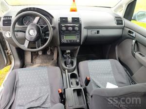 Pelēks Volkswagen Touran 2006 Aizkraukle, ar dzinēja tilpumu 1.90 L un nobraukumu 412 tūkst. km par 650 €, foto 6 vietnē AUTOMOTO.COM.LV