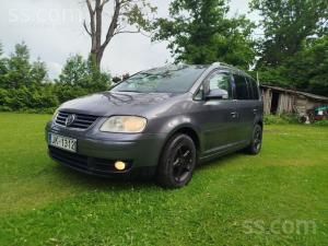 Grey Volkswagen Touran 2006 in Gulbene, with an engine capacity of 1.90 L and mileage of 508 thousand km for 1350 €, photo  on AUTOMOTO.COM.LV