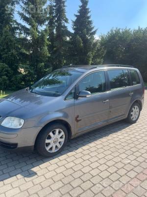 Pelēks Volkswagen Touran 2006 Dobele, ar dzinēja tilpumu 1.90 L un nobraukumu 352 tūkst. km par 1500 €, foto 8 vietnē AUTOMOTO.COM.LV