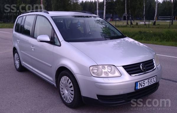 Pelēks Volkswagen Touran 2006 Rīga, ar dzinēja tilpumu 2.00 L un nobraukumu 270 tūkst. km par 2400 €, foto 1 vietnē AUTOMOTO.COM.LV