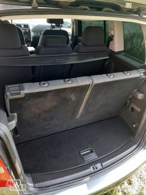 Grey Volkswagen Touran 2006 in Siauliai, with an engine capacity of 1.40 L and mileage of 193 thousand km for 2255 €, photo  on AUTOMOTO.COM.LV
