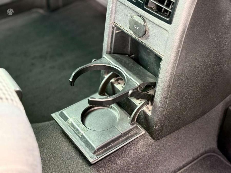 Pelēks Volkswagen Touran 2006 Kauņa, ar dzinēja tilpumu 1.97 L un nobraukumu 288 tūkst. km par 2500 €, foto 16 vietnē AUTOMOTO.COM.LV