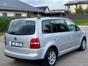 Grey Volkswagen Touran 2006 in Vilnius, with an engine capacity of 1.90 L and mileage of 288 thousand km for 2700 €, photo 7 on AUTOMOTO.COM.LV