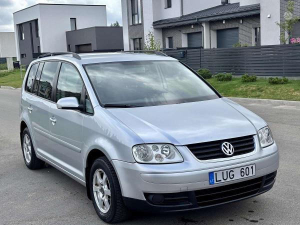 Grey Volkswagen Touran 2006 in Vilnius, with an engine capacity of 1.90 L and mileage of 288 thousand km for 2700 €, photo 10 on AUTOMOTO.COM.LV