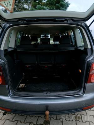 Pelēks Volkswagen Touran 2006 Ventspils, ar dzinēja tilpumu 2.00 L un nobraukumu 0 tūkst. km par 1100 €, foto 5 vietnē AUTOMOTO.COM.LV