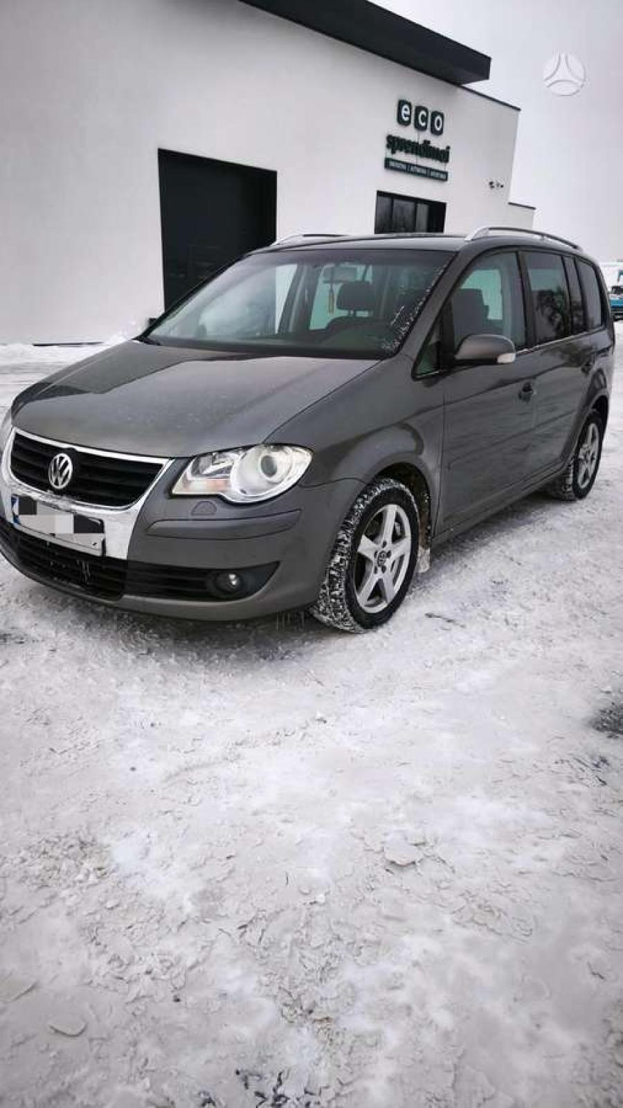 Pelēks Volkswagen Touran 2007 Šauļi, ar dzinēja tilpumu 1.90 L un nobraukumu 223 tūkst. km par 3600 €, foto 1 vietnē AUTOMOTO.COM.LV