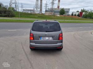 Pelēks Volkswagen Touran 2007 Kauņa, ar dzinēja tilpumu 2.00 L un nobraukumu 288 tūkst. km par 4300 €, foto 9 vietnē AUTOMOTO.COM.LV