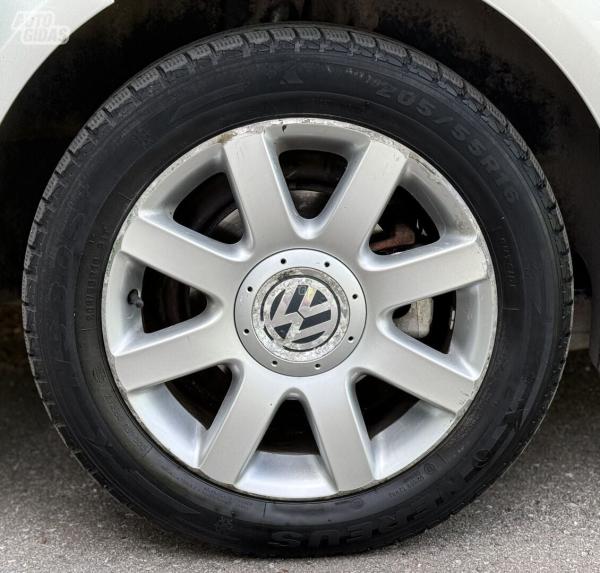 Pelēks Volkswagen Touran 2007 Kauņa, ar dzinēja tilpumu 2.00 L un nobraukumu 262 tūkst. km par 1650 €, foto 6 vietnē AUTOMOTO.COM.LV