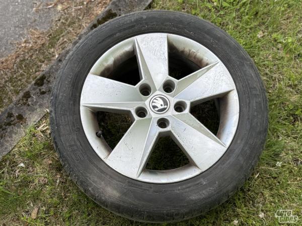 Pelēks Volkswagen Touran 2007 Kauņa, ar dzinēja tilpumu 2.00 L un nobraukumu 262 tūkst. km par 1650 €, foto 8 vietnē AUTOMOTO.COM.LV