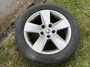 Grey Volkswagen Touran 2007 in Kaunas, with an engine capacity of 2.00 L and mileage of 262 thousand km for 1650 €, photo 9 on AUTOMOTO.COM.LV