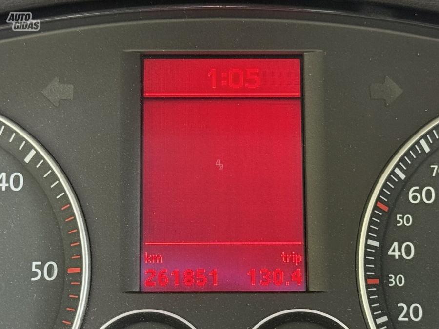Grey Volkswagen Touran 2007 in Kaunas, with an engine capacity of 2.00 L and mileage of 262 thousand km for 1650 €, photo 11 on AUTOMOTO.COM.LV