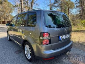 Grey Volkswagen Touran 2007 in Riga, with an engine capacity of 2.00 L and mileage of 360 thousand km for 1850 €, photo 3 on AUTOMOTO.COM.LV