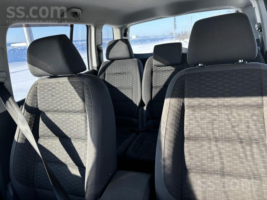 Pelēks Volkswagen Touran 2007 Rīga, ar dzinēja tilpumu 2.00 L un nobraukumu 460 tūkst. km par 1950 €, foto 7 vietnē AUTOMOTO.COM.LV
