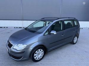 Pelēks Volkswagen Touran 2007 Šauļi, ar dzinēja tilpumu 1.60 L un nobraukumu 248 tūkst. km par 2890 €, foto 8 vietnē AUTOMOTO.COM.LV