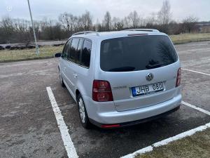 Серый Фольксваген Туран 2007 в Каунас, объемом двигателя 1.90 л и пробегом 242 тыс. км за 2150 €, фото 3 на AUTOMOTO.COM.LV