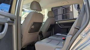Pelēks Volkswagen Touran 2007 Prienai, ar dzinēja tilpumu 1.97 L un nobraukumu 271 tūkst. km par 3999 €, foto 14 vietnē AUTOMOTO.COM.LV