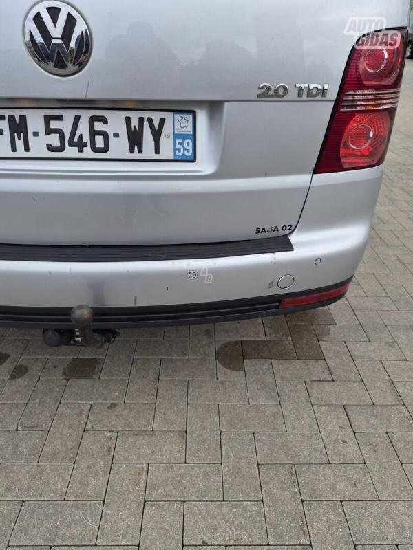 Grey Volkswagen Touran 2007 in Telschi, with an engine capacity of 2.00 L and mileage of 242 thousand km for 3800 €, photo 8 on AUTOMOTO.COM.LV