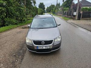Pelēks Volkswagen Touran 2007 Prienai, ar dzinēja tilpumu 1.39 L un nobraukumu 0 tūkst. km par 1250 €, foto 3 vietnē AUTOMOTO.COM.LV